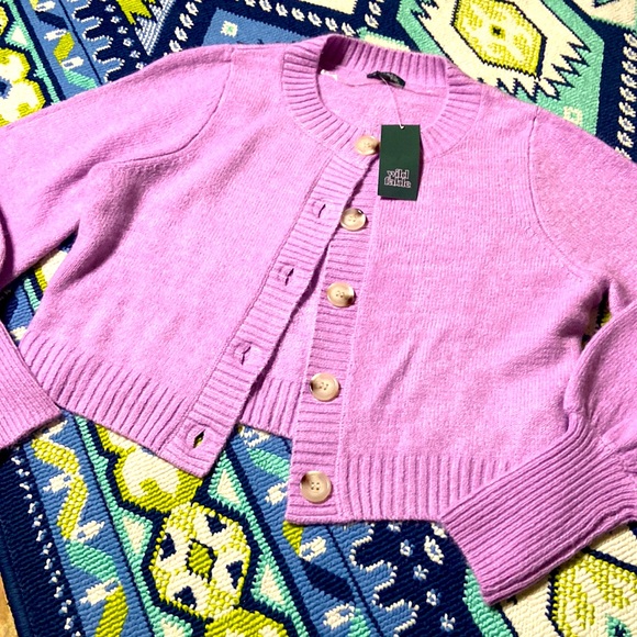 wild fable | Sweaters | 9s Style Cardigan Very Similar To The One Worn ...
